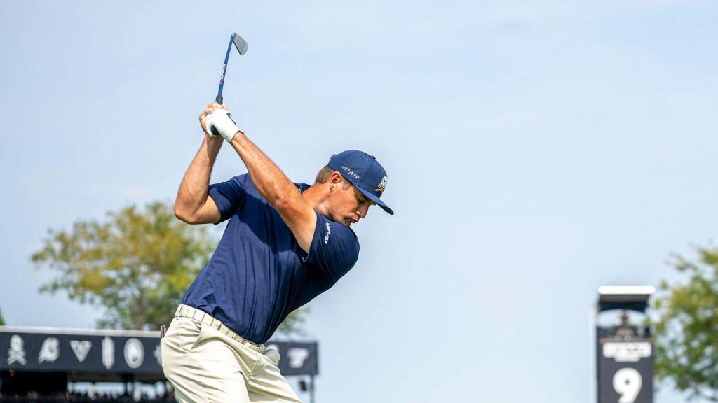 How far Bryson DeChambeau hits each club - Golf365